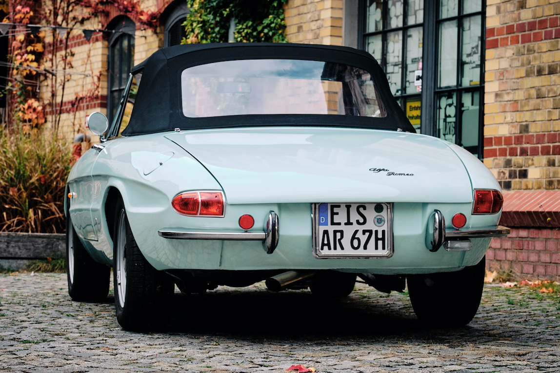 Classic Alfa Romeo | Spider Duetto