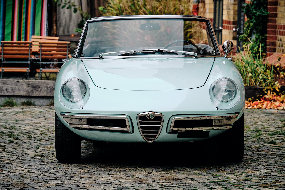Classic Alfa Romeo | Spider Duetto