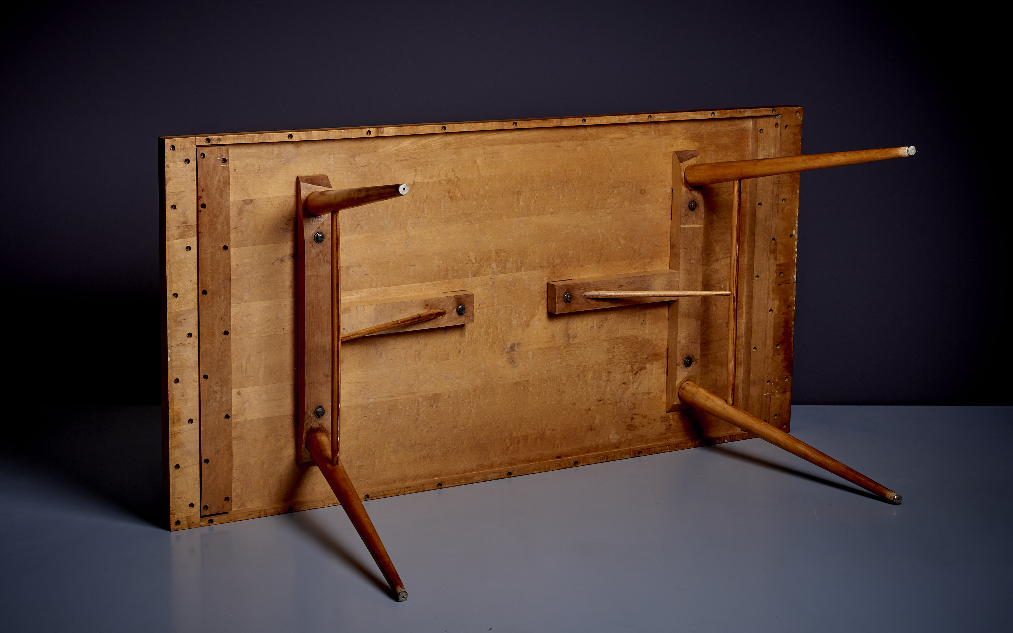 Large Paul McCobb Planner Group solid maple dining table