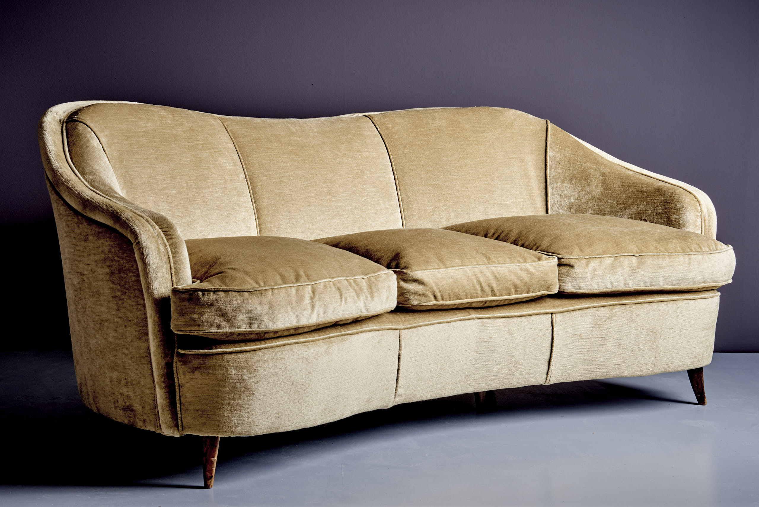 Rare Gio Ponti three-seat sofa for Casa e Giardino