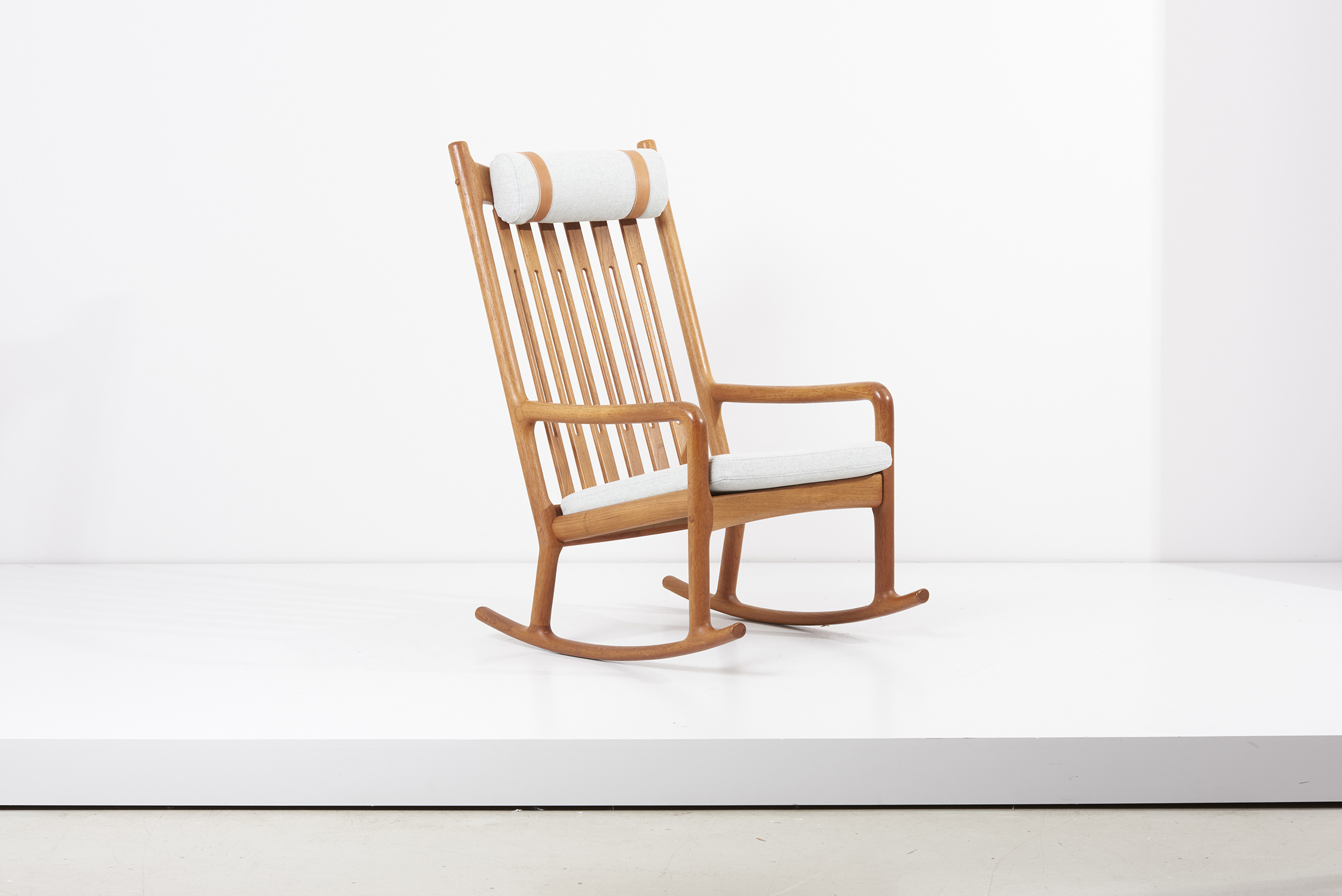 Mid Century Modern Wood Rocking Chair : Mid century modern ...