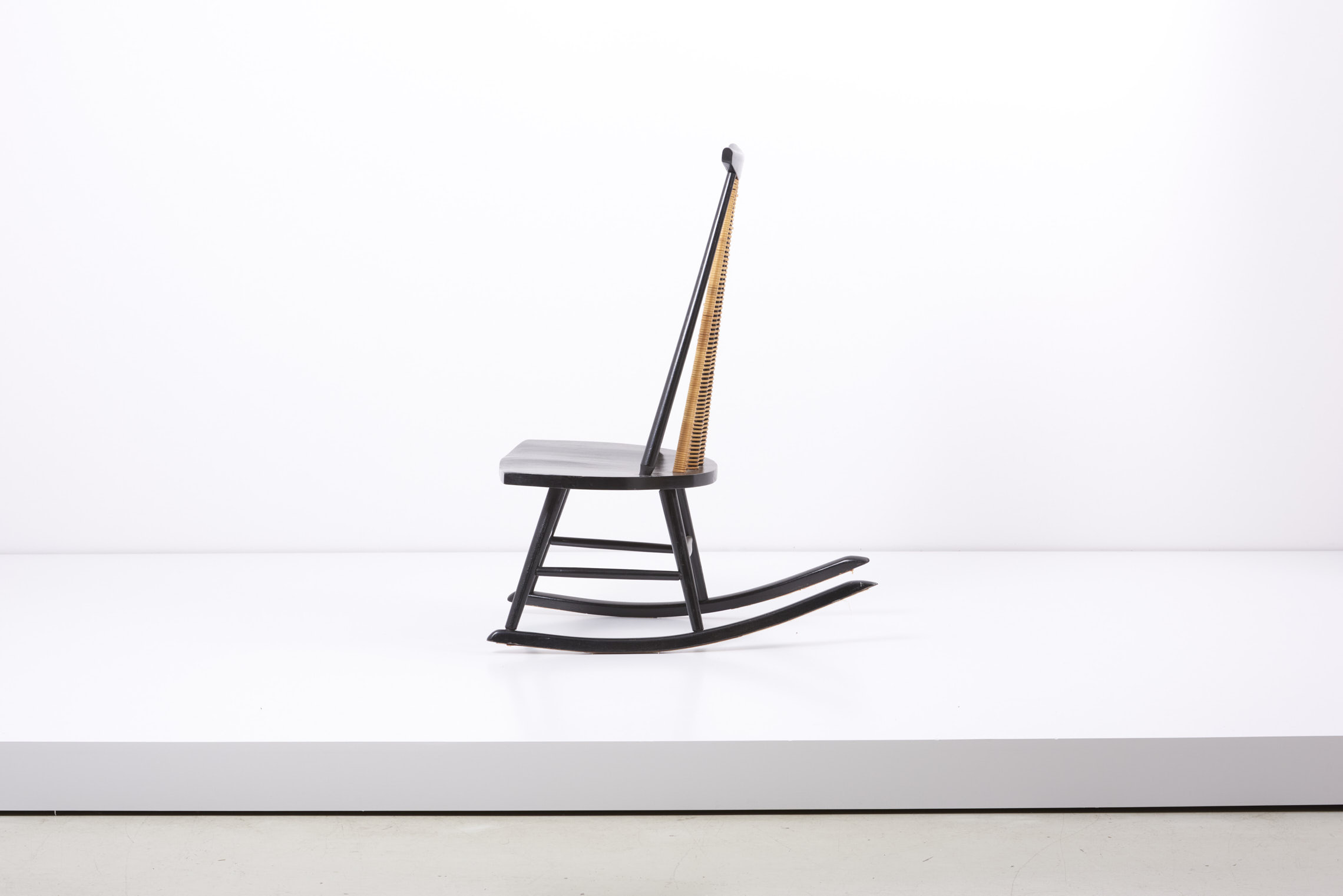 Rocking Chair Dr. No by Ilmari Tapiovaara for Asko