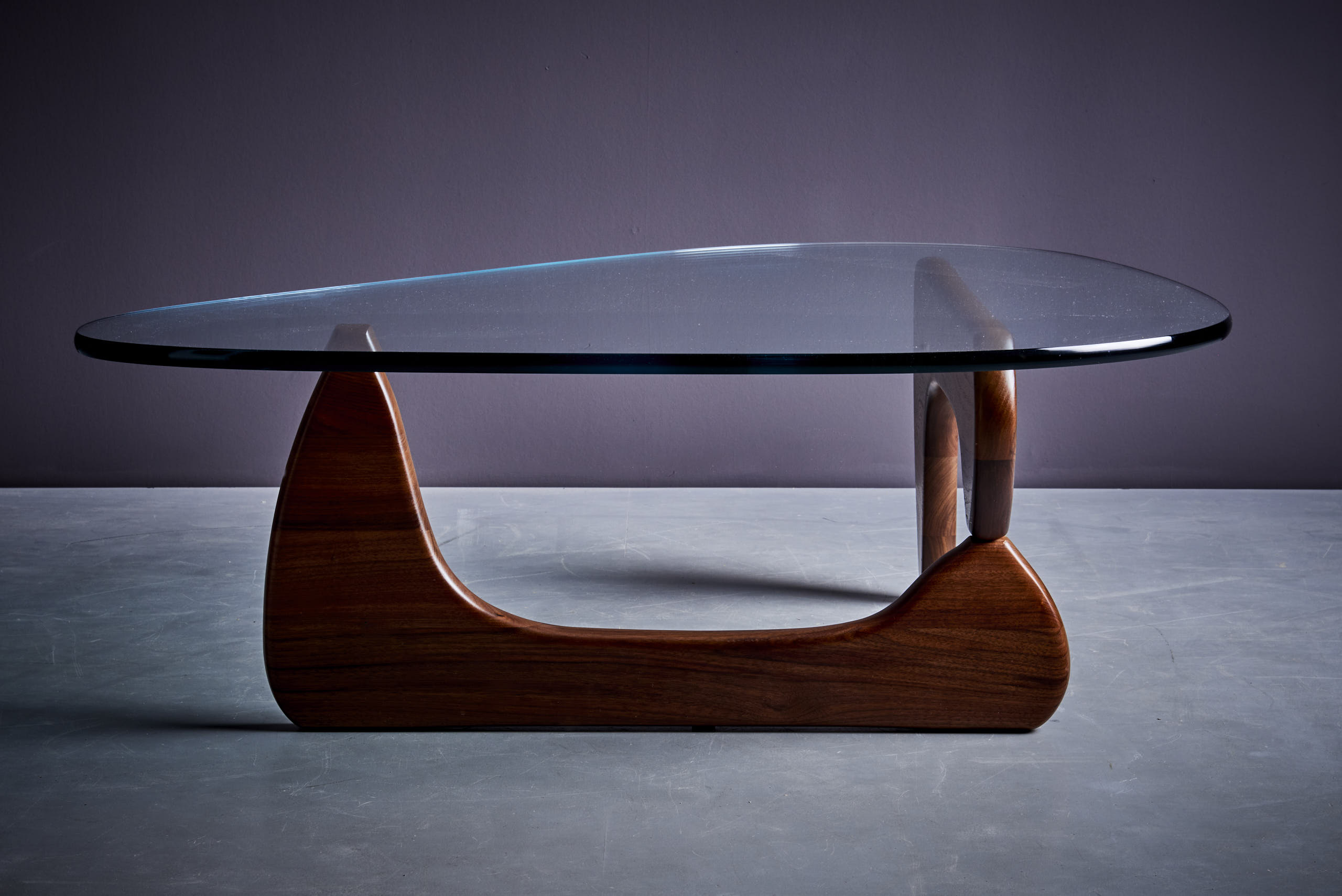Isamu Noguchi Coffee Table in Walnut by Vitra