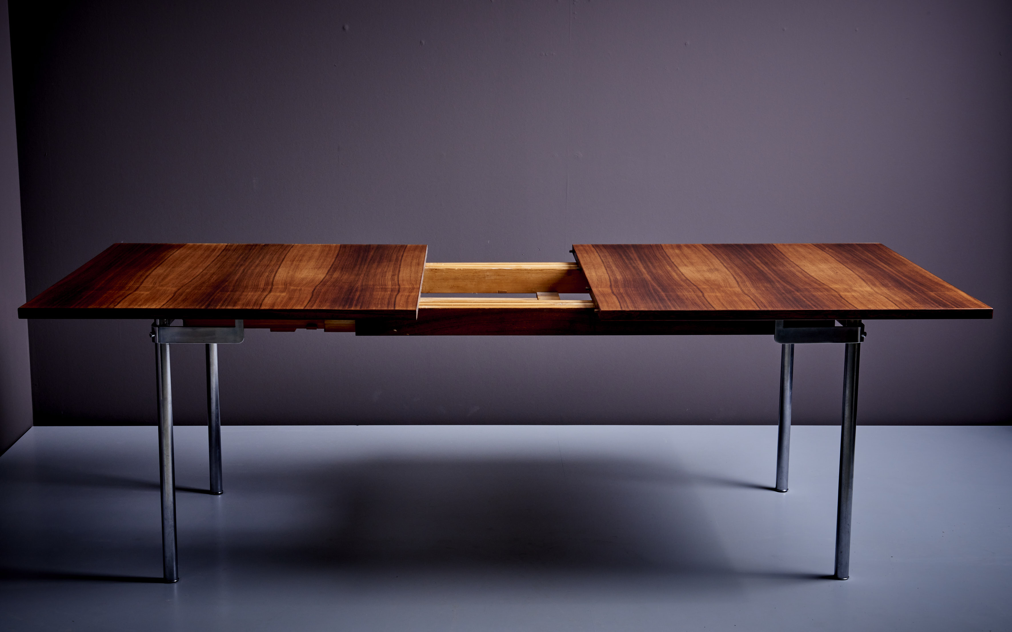 Large Extendable Hans Wegner Dining Table in Rosewood