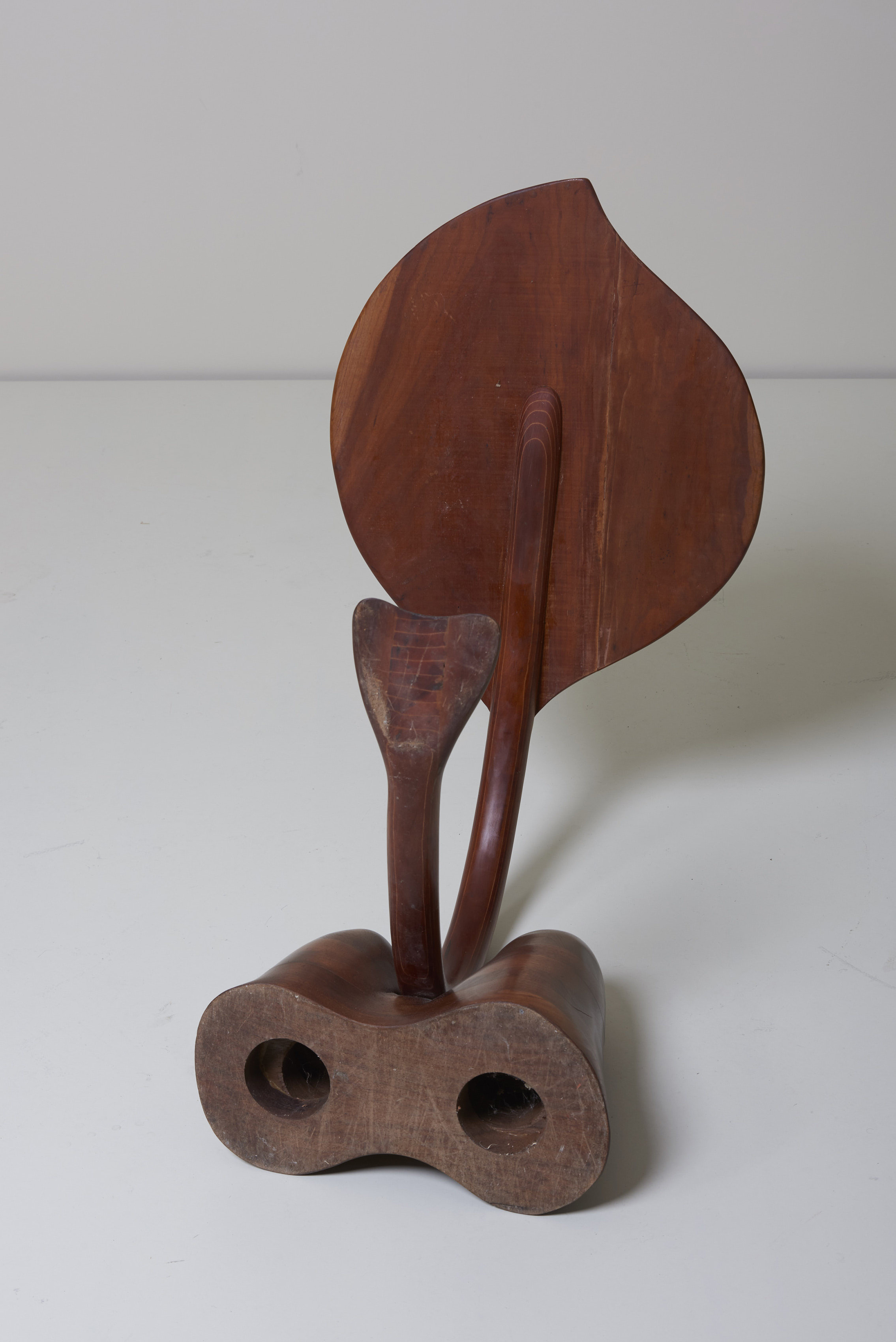 Studio Side Table in Leaf Shape